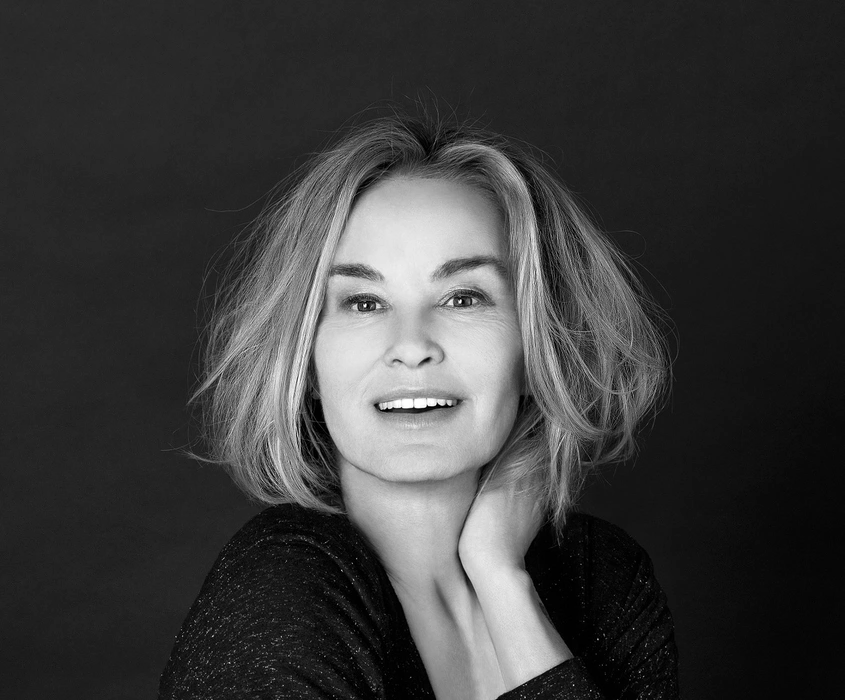 Джесика Ланг идва в България за да представи собствена фотографска ...